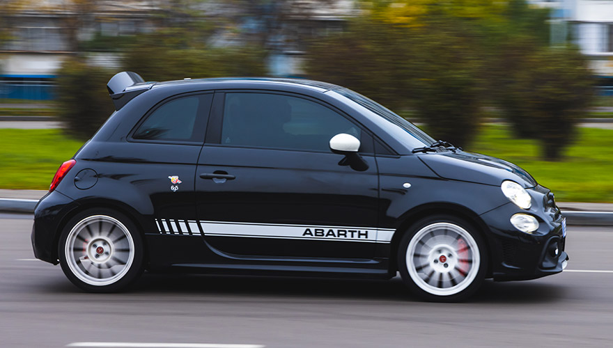 Série limitée Abarth 695 esseesse | Voiture sportive | Abarth France